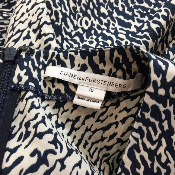 Diane Von Furstenberg | Dresses | Dvf M 8 Navy Blue Ivory Print Dress ...
